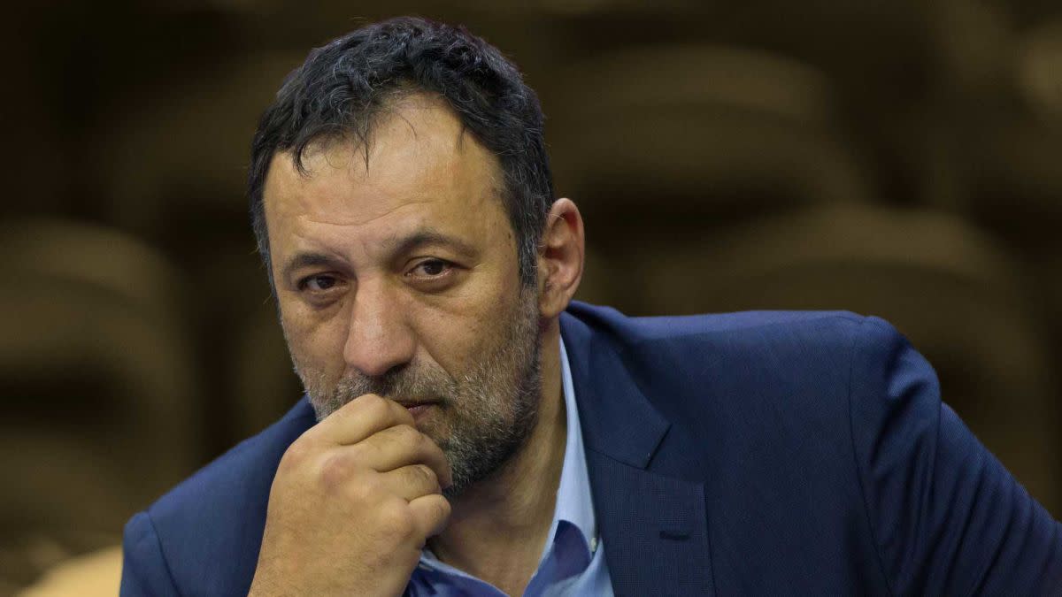 Divac era tan grande en Yugoslavia que su boda fue transmitida por ...